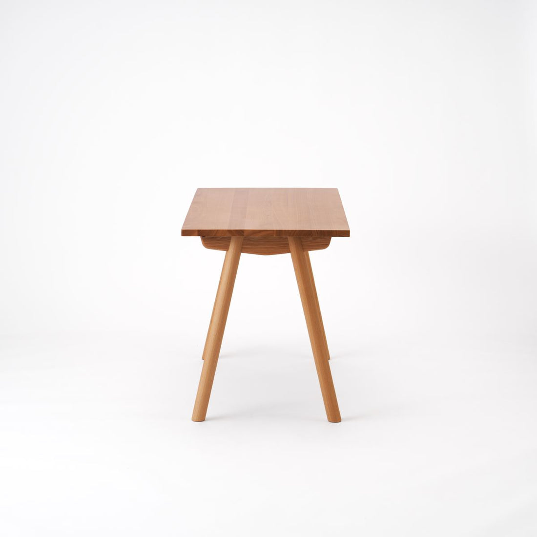 KUUM Table W1200 × D600 - アッシュ無垢材ナチュラル / クーム テーブル – ENEN