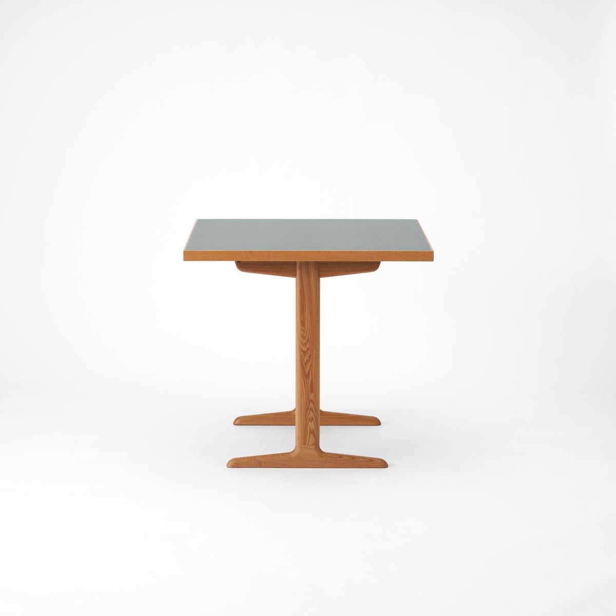 KUUM Table W800 × D800 - メラミングレー / クーム テーブル – ENEN